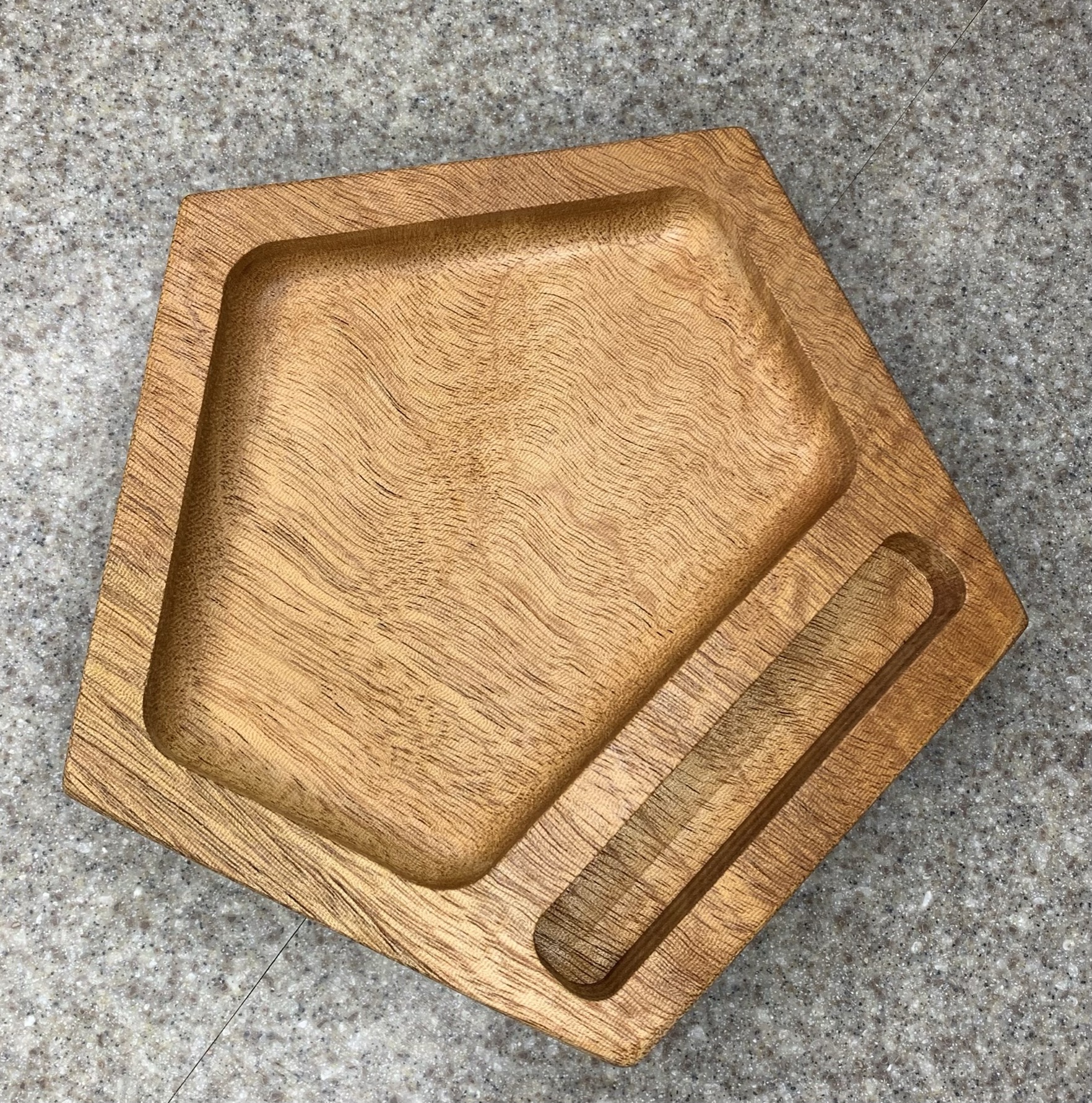 Phone holder & Tray – Silentmars Workshop